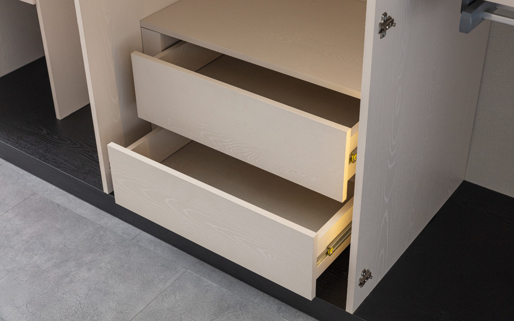 Tonza Home & Tonza Furniture